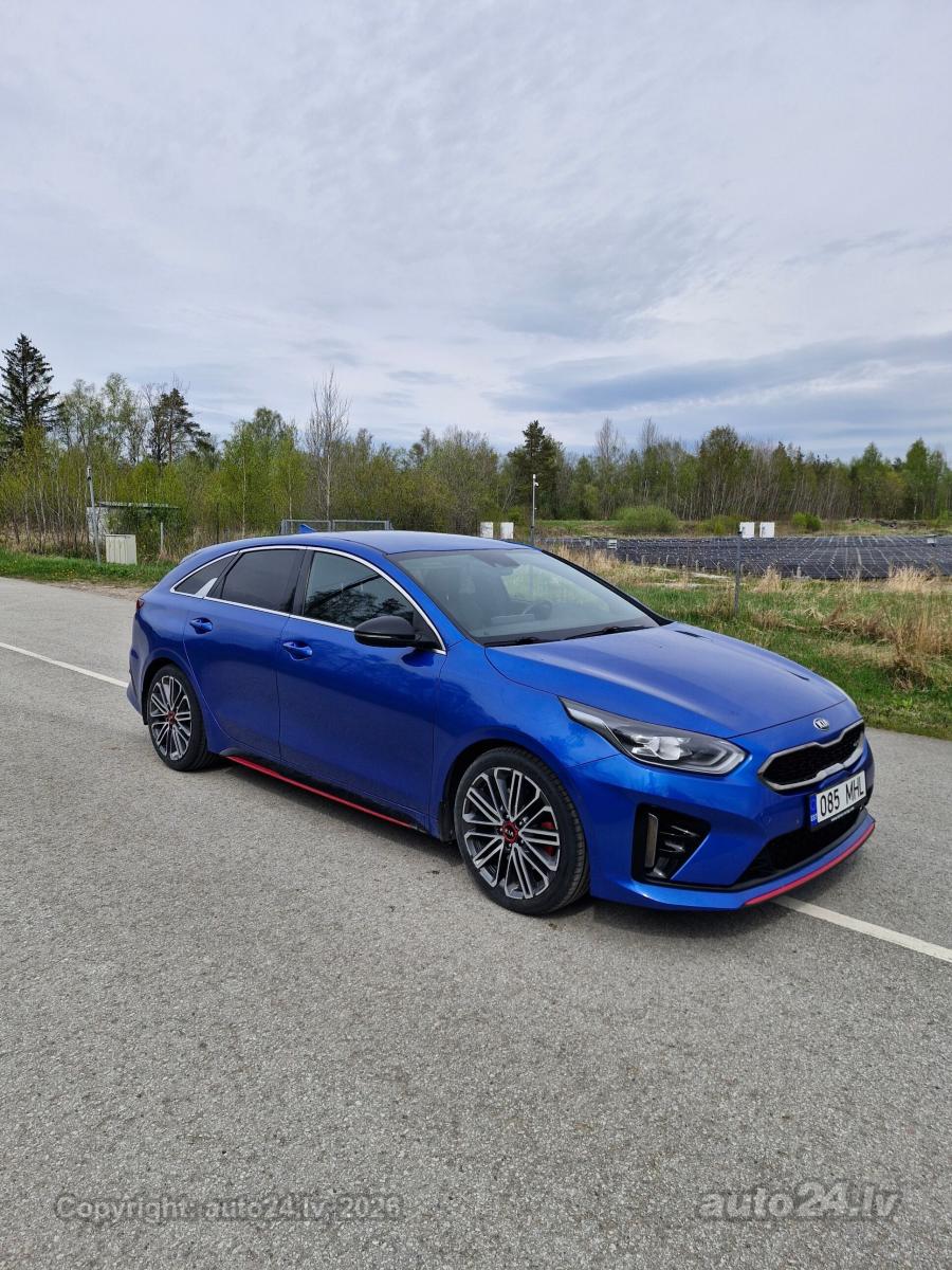 Blue Kia Ceed 2020 in Tallinn, with an engine capacity of 1.60 L and mileage of 114 thousand km for 19000 €, photo 3 on AUTOMOTO.COM.LV