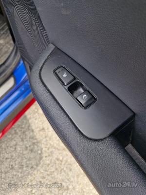 Blue Kia Ceed 2020 in Tallinn, with an engine capacity of 1.60 L and mileage of 114 thousand km for 19000 €, photo 9 on AUTOMOTO.COM.LV