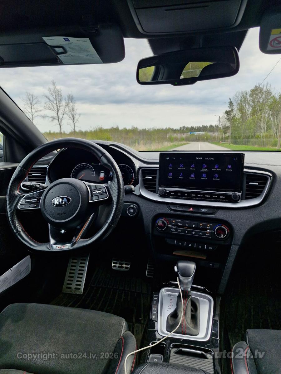 Blue Kia Ceed 2020 in Tallinn, with an engine capacity of 1.60 L and mileage of 114 thousand km for 19000 €, photo 11 on AUTOMOTO.COM.LV