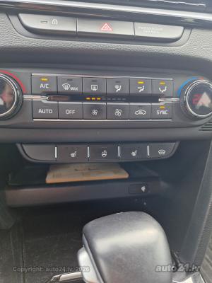 Blue Kia Ceed 2020 in Tallinn, with an engine capacity of 1.60 L and mileage of 114 thousand km for 19000 €, photo 14 on AUTOMOTO.COM.LV