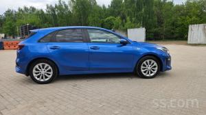 Zils Kia Ceed 2020 Rīga, ar dzinēja tilpumu 1.60 L un nobraukumu 120 tūkst. km par 8000 €, foto 9 vietnē AUTOMOTO.COM.LV