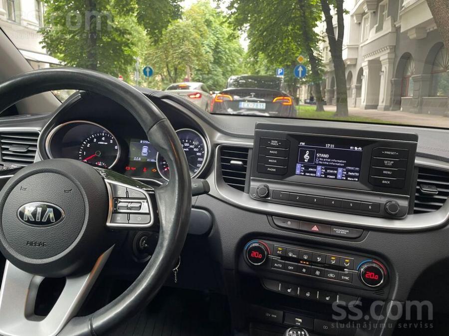 Zils Kia Ceed 2020 Rīga, ar dzinēja tilpumu 1.00 L un nobraukumu 41 tūkst. km par 11999 €, foto 20 vietnē AUTOMOTO.COM.LV