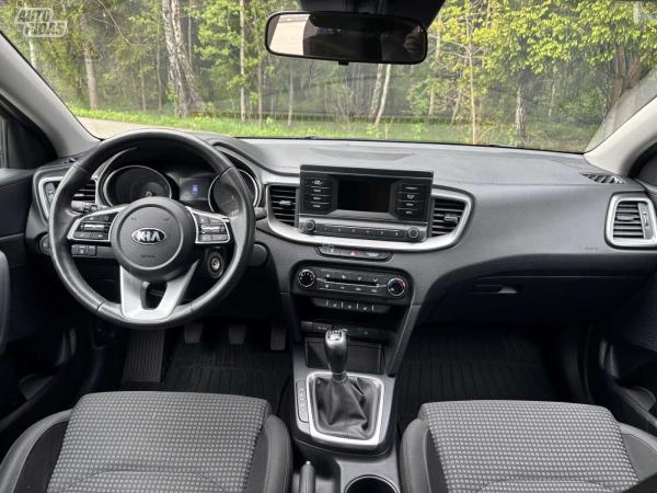 Zils Kia Ceed 2020 Viļņa, ar dzinēja tilpumu 1.00 L un nobraukumu 65 tūkst. km par 8900 €, foto 8 vietnē AUTOMOTO.COM.LV