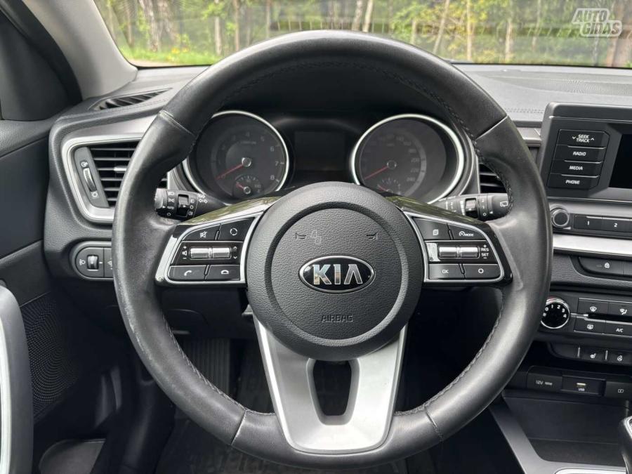 Blue Kia Ceed 2020 in Vilnius, with an engine capacity of 1.00 L and mileage of 65 thousand km for 8900 €, photo 10 on AUTOMOTO.COM.LV