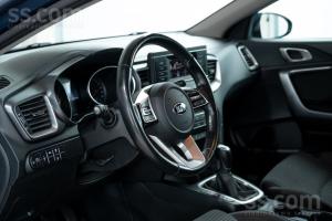 Blue Kia Ceed 2020 in Riga, with an engine capacity of 1.00 L and mileage of 132 thousand km for 10900 €, photo 6 on AUTOMOTO.COM.LV
