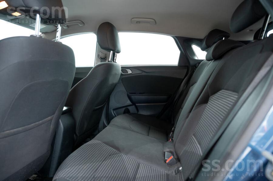 Blue Kia Ceed 2020 in Riga, with an engine capacity of 1.00 L and mileage of 132 thousand km for 10900 €, photo 9 on AUTOMOTO.COM.LV