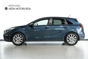 Blue Kia Ceed 2020 in Riga, with an engine capacity of 1.00 L and mileage of 132 thousand km for 10900 €, photo 12 on AUTOMOTO.COM.LV