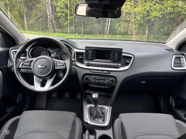 Blue Kia Ceed 2020 in Klaipeda, with an engine capacity of 1.00 L and mileage of 65 thousand km for 8900 €, photo 8 on AUTOMOTO.COM.LV