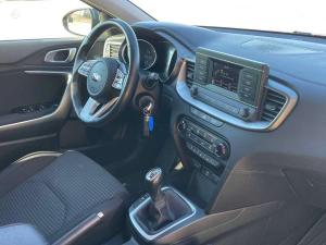 Zils Kia Ceed 2020 Ukmergė, ar dzinēja tilpumu 1.00 L un nobraukumu 101 tūkst. km par 7999 €, foto 9 vietnē AUTOMOTO.COM.LV
