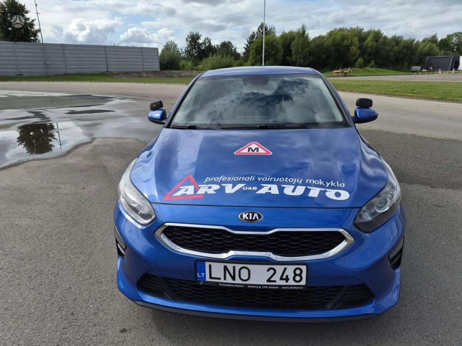 Zils Kia Ceed 2020 Kauņa, ar dzinēja tilpumu 1.00 L un nobraukumu 195 tūkst. km par 9438 €, foto 3 vietnē AUTOMOTO.COM.LV