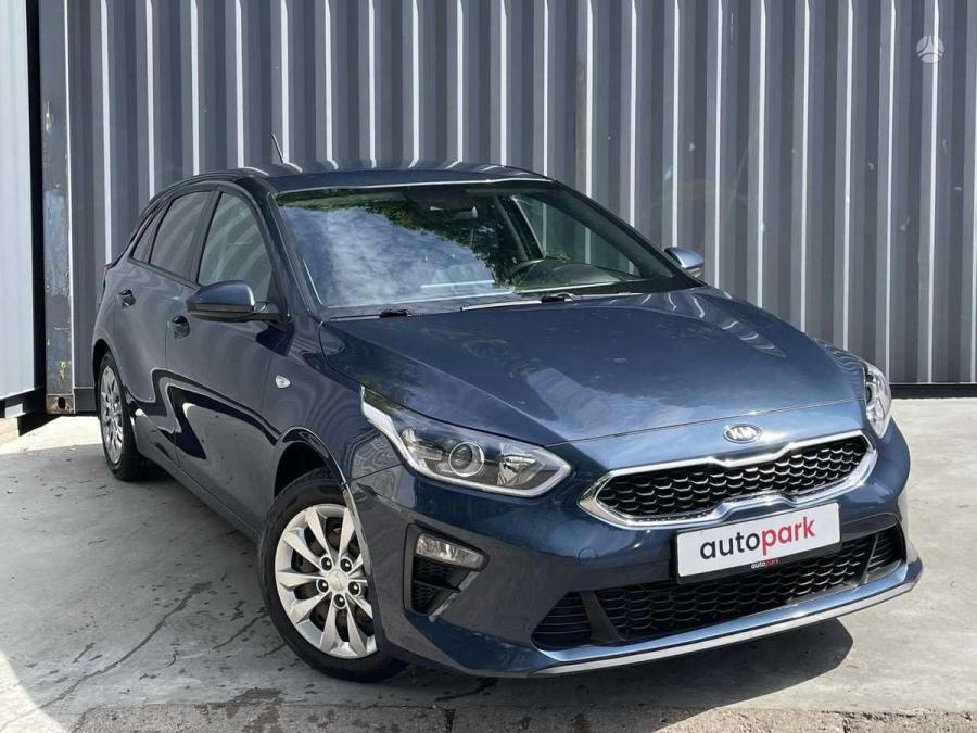 Blue Kia Ceed 2020 in Vilnius, with an engine capacity of 1.00 L and mileage of 100 thousand km for 8300 €, photo 3 on AUTOMOTO.COM.LV
