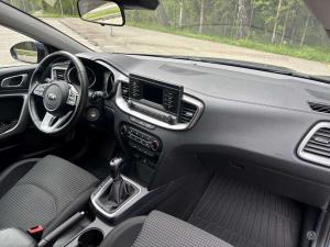 Blue Kia Ceed 2020 in Klaipeda, with an engine capacity of 1.00 L and mileage of 124 thousand km for 7900 €, photo 8 on AUTOMOTO.COM.LV