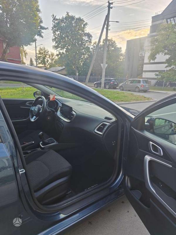 Zils Kia Ceed 2020 Kauņa, ar dzinēja tilpumu 1.35 L un nobraukumu 169 tūkst. km par 11300 €, foto 9 vietnē AUTOMOTO.COM.LV