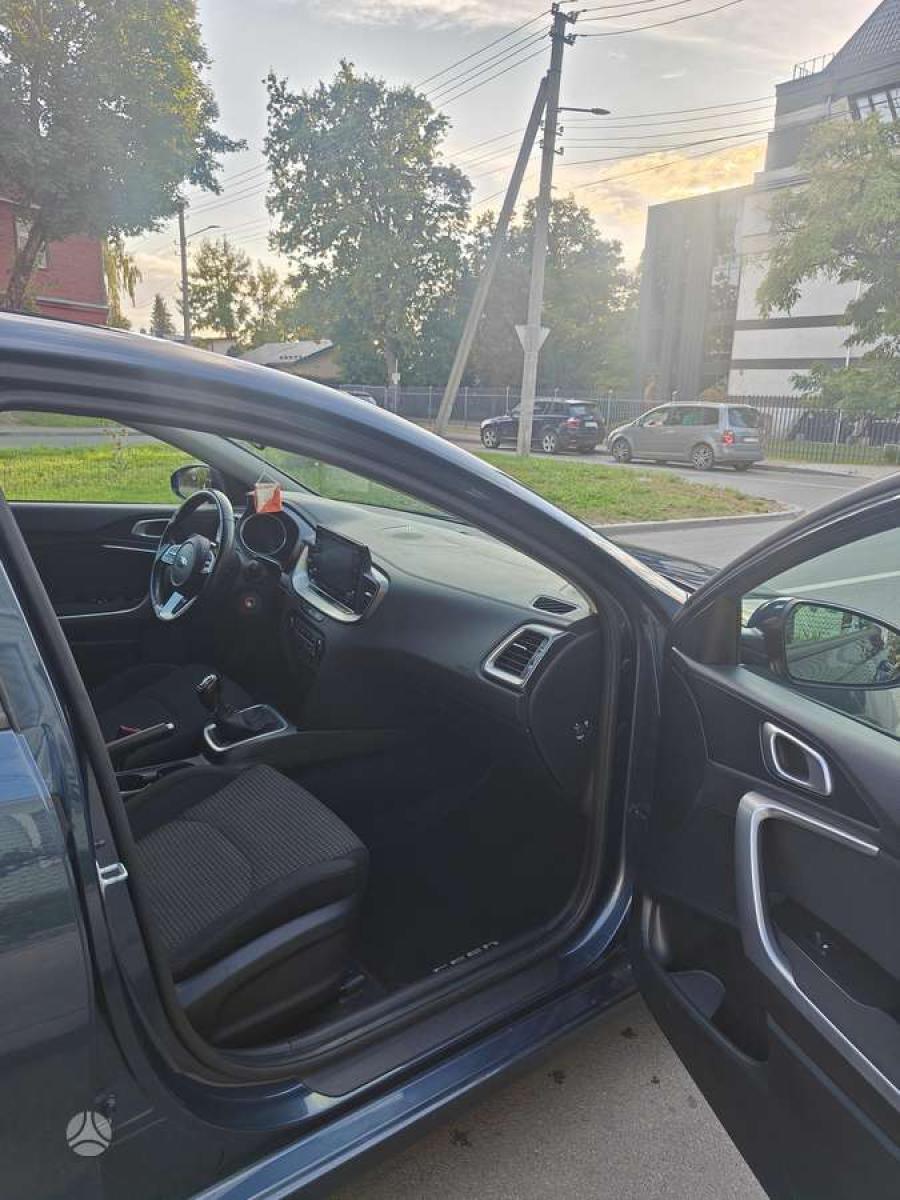 Zils Kia Ceed 2020 Kauņa, ar dzinēja tilpumu 1.35 L un nobraukumu 169 tūkst. km par 11300 €, foto 9 vietnē AUTOMOTO.COM.LV