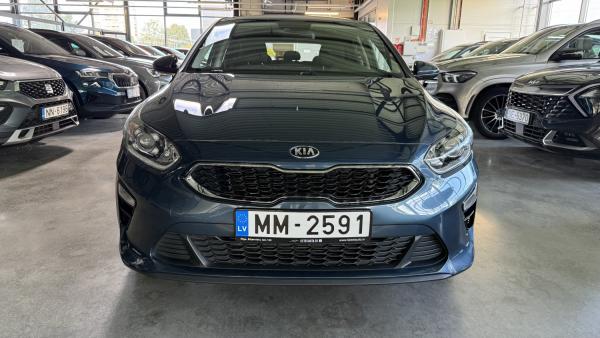 Blue Kia Ceed 2020 in Riga, with an engine capacity of 1.40 L and mileage of 42 thousand km for 14500 €, photo 8 on AUTOMOTO.COM.LV