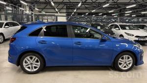 Zils Kia Ceed 2021 Rīga, ar dzinēja tilpumu 1.00 L un nobraukumu 78 tūkst. km par 10900 €, foto 5 vietnē AUTOMOTO.COM.LV