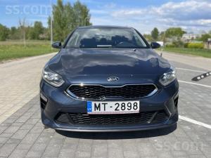 Zils Kia Ceed 2021 Rīga, ar dzinēja tilpumu 1.50 L un nobraukumu 93 tūkst. km par 12900 €, foto 5 vietnē AUTOMOTO.COM.LV
