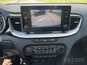 Zils Kia Ceed 2021 Rīga, ar dzinēja tilpumu 1.50 L un nobraukumu 93 tūkst. km par 12900 €, foto 18 vietnē AUTOMOTO.COM.LV