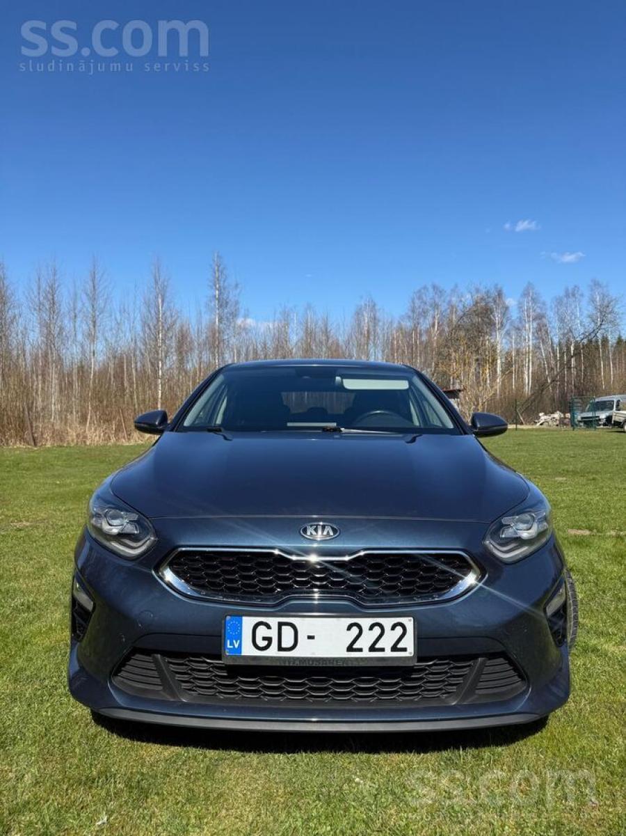 Blue Kia Ceed 2021 in Tukums, with an engine capacity of 1.50 L and mileage of 150 thousand km for 12500 €, photo 3 on AUTOMOTO.COM.LV