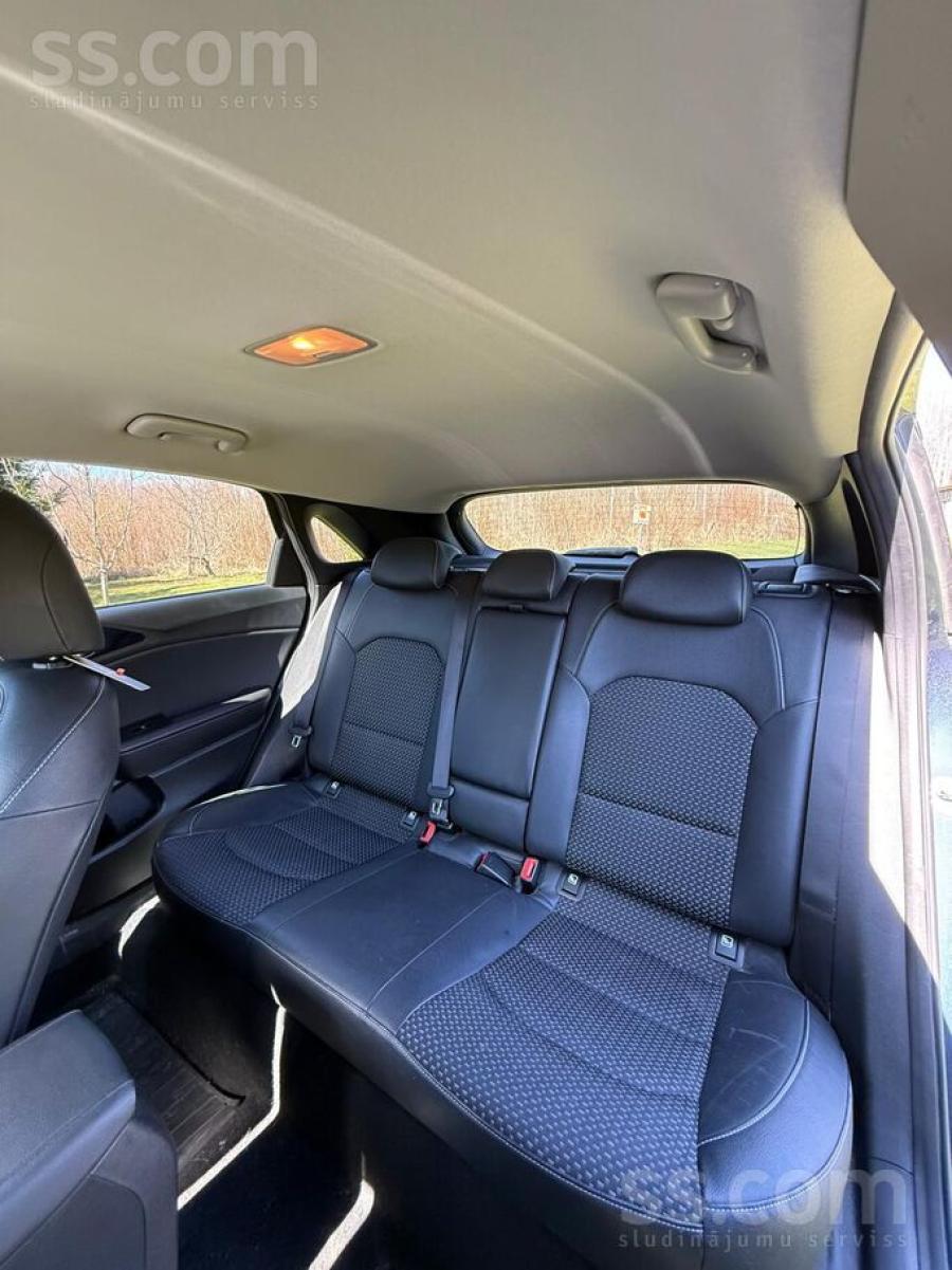 Blue Kia Ceed 2021 in Tukums, with an engine capacity of 1.50 L and mileage of 150 thousand km for 12500 €, photo 12 on AUTOMOTO.COM.LV