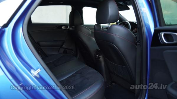 Blue Kia Ceed 2021 in Tartu, with an engine capacity of 1.60 L and mileage of 99 thousand km for 19999 €, photo 8 on AUTOMOTO.COM.LV