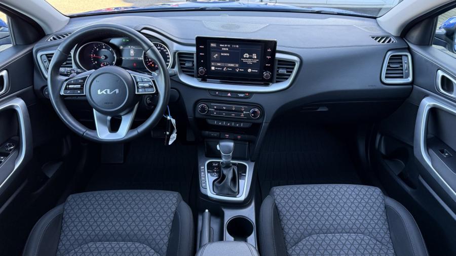 Zils Kia Ceed 2023 Rīga, ar dzinēja tilpumu 1.60 L un nobraukumu 51 tūkst. km par 14500 €, foto 18 vietnē AUTOMOTO.COM.LV