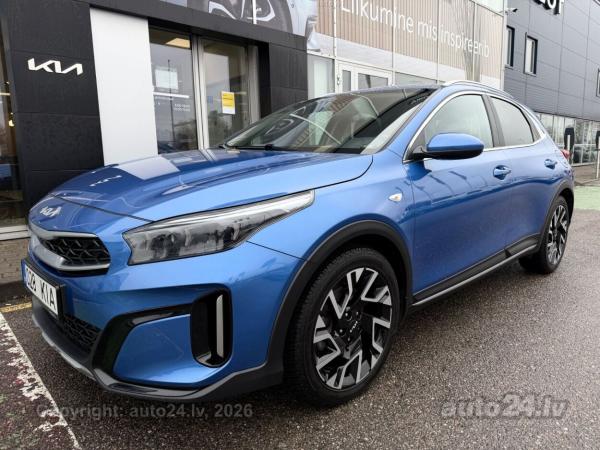 Zils Kia Ceed 2024 Tallina, ar dzinēja tilpumu 1.50 L un nobraukumu 23 tūkst. km par 24900 €, foto 1 vietnē AUTOMOTO.COM.LV