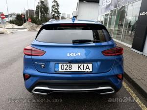Zils Kia Ceed 2024 Tallina, ar dzinēja tilpumu 1.50 L un nobraukumu 23 tūkst. km par 24900 €, foto 4 vietnē AUTOMOTO.COM.LV
