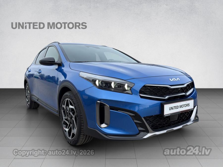 Zils Kia Ceed 2026 Jehvi, ar dzinēja tilpumu 1.60 L un nobraukumu 0 tūkst. km par 27990 €, foto 3 vietnē AUTOMOTO.COM.LV