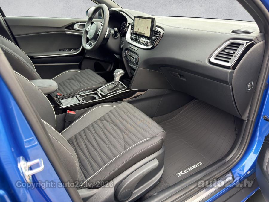 Zils Kia Ceed 2026 Jehvi, ar dzinēja tilpumu 1.60 L un nobraukumu 0 tūkst. km par 27990 €, foto 9 vietnē AUTOMOTO.COM.LV