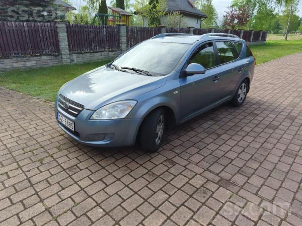 Синий Киа Сид 2008 в Рига, объемом двигателя 1.60 л и пробегом 375 тыс. км за 1100 €, фото 1 на AUTOMOTO.COM.LV