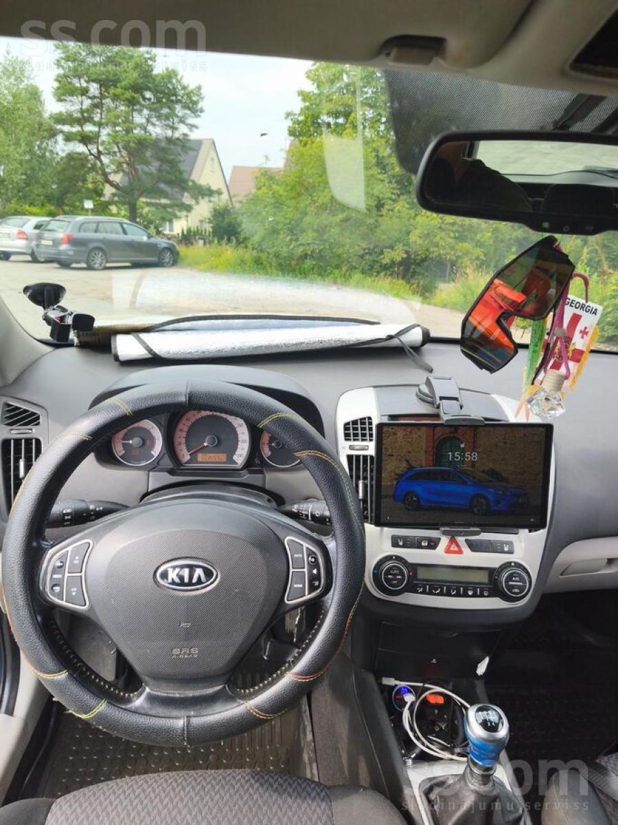 Zils Kia Ceed 2008 Rīga, ar dzinēja tilpumu 1.60 L un nobraukumu 354 tūkst. km par 1400 €, foto 7 vietnē AUTOMOTO.COM.LV