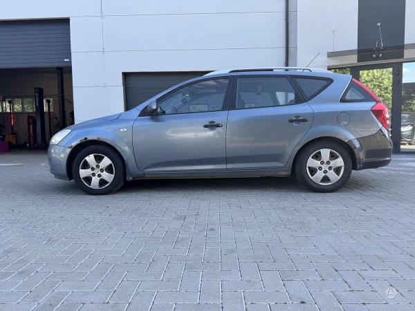Синий Киа Сид 2008 в Паневежис, объемом двигателя 1.58 л и пробегом 268 тыс. км за 650 €, фото 7 на AUTOMOTO.COM.LV