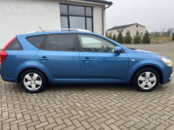 Zils Kia Ceed 2009 Rēzekne, ar dzinēja tilpumu 1.60 L un nobraukumu 255 tūkst. km par 3750 €, foto 4 vietnē AUTOMOTO.COM.LV