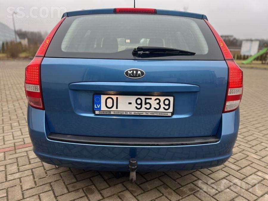 Zils Kia Ceed 2009 Rēzekne, ar dzinēja tilpumu 1.60 L un nobraukumu 255 tūkst. km par 3750 €, foto 7 vietnē AUTOMOTO.COM.LV