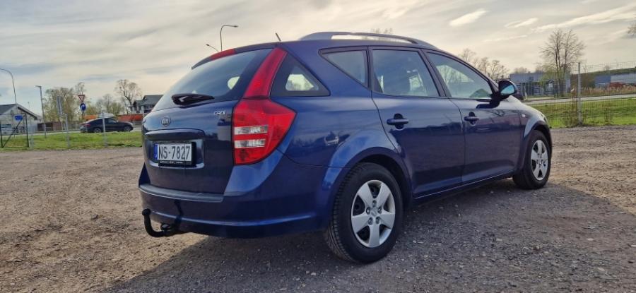 Blue Kia Ceed 2009 in Riga, with an engine capacity of 1.60 L and mileage of 262 thousand km for 3150 €, photo 31 on AUTOMOTO.COM.LV