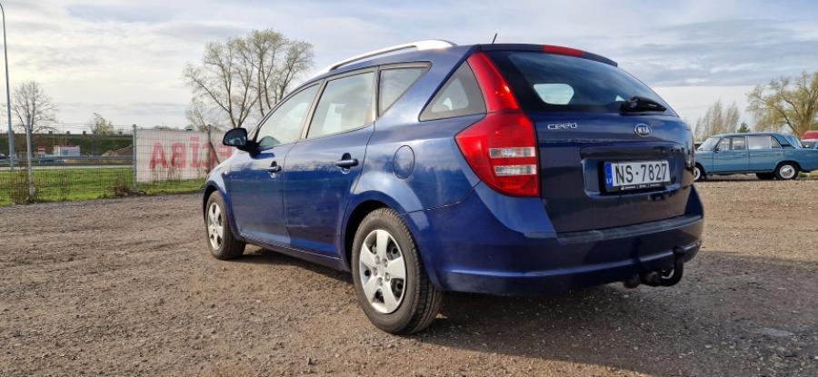 Blue Kia Ceed 2009 in Riga, with an engine capacity of 1.60 L and mileage of 262 thousand km for 3150 €, photo 33 on AUTOMOTO.COM.LV