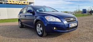 Blue Kia Ceed 2009 in Daugavpils, with an engine capacity of 1.60 L and mileage of 262 thousand km for 2750 €, photo 8 on AUTOMOTO.COM.LV