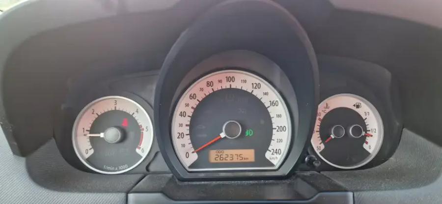 Blue Kia Ceed 2009 in Daugavpils, with an engine capacity of 1.60 L and mileage of 262 thousand km for 2750 €, photo 16 on AUTOMOTO.COM.LV