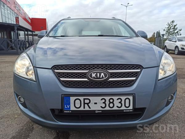 Zils Kia Ceed 2009 Daugavpils, ar dzinēja tilpumu 2.00 L un nobraukumu 0 tūkst. km par 2800 €, foto 4 vietnē AUTOMOTO.COM.LV