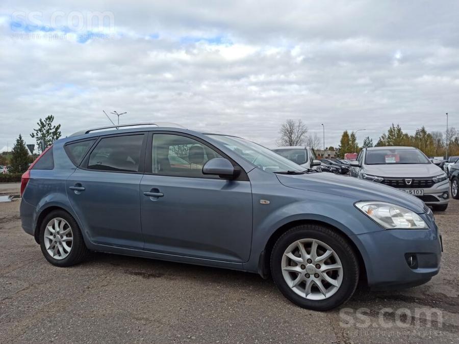Zils Kia Ceed 2009 Daugavpils, ar dzinēja tilpumu 2.00 L un nobraukumu 0 tūkst. km par 2800 €, foto 6 vietnē AUTOMOTO.COM.LV