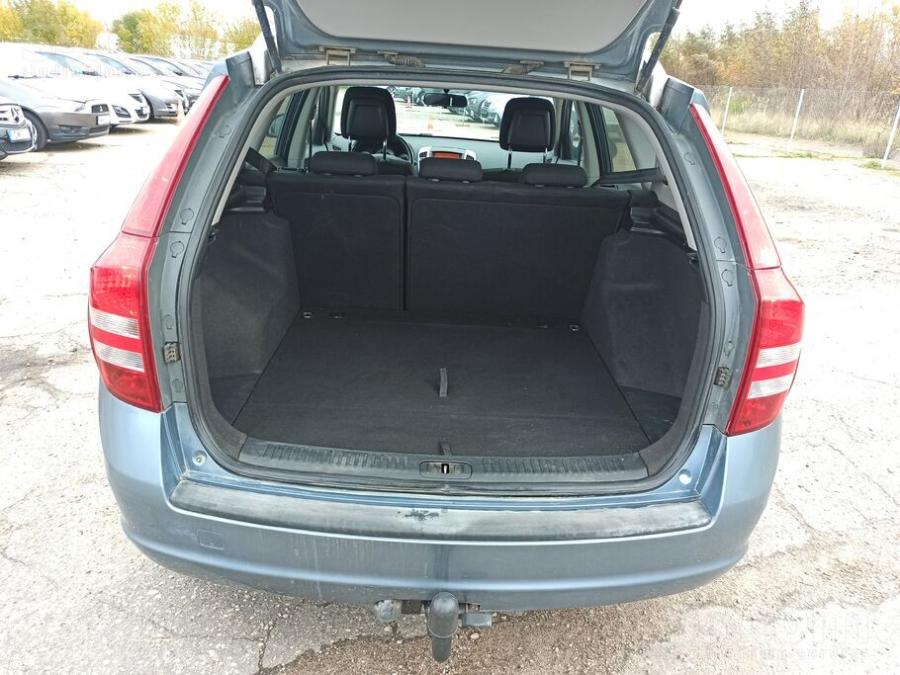 Zils Kia Ceed 2009 Daugavpils, ar dzinēja tilpumu 2.00 L un nobraukumu 0 tūkst. km par 2800 €, foto 10 vietnē AUTOMOTO.COM.LV