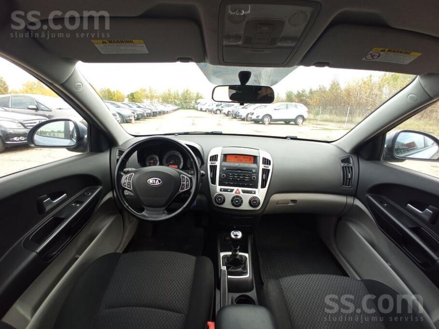 Zils Kia Ceed 2009 Daugavpils, ar dzinēja tilpumu 2.00 L un nobraukumu 0 tūkst. km par 2800 €, foto 13 vietnē AUTOMOTO.COM.LV