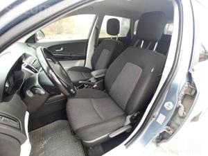 Zils Kia Ceed 2009 Daugavpils, ar dzinēja tilpumu 2.00 L un nobraukumu 0 tūkst. km par 2800 €, foto 14 vietnē AUTOMOTO.COM.LV