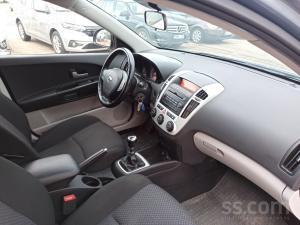 Zils Kia Ceed 2009 Daugavpils, ar dzinēja tilpumu 2.00 L un nobraukumu 0 tūkst. km par 2800 €, foto 20 vietnē AUTOMOTO.COM.LV