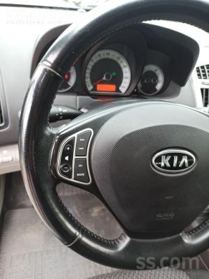 Zils Kia Ceed 2009 Daugavpils, ar dzinēja tilpumu 2.00 L un nobraukumu 0 tūkst. km par 2800 €, foto 23 vietnē AUTOMOTO.COM.LV