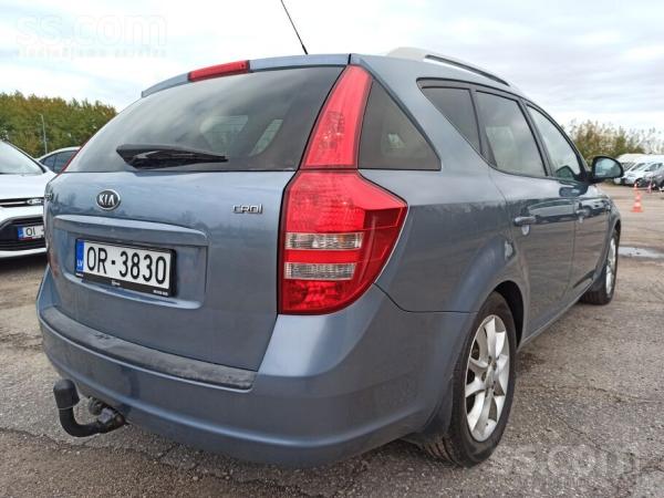 Zils Kia Ceed 2009 Daugavpils, ar dzinēja tilpumu 2.00 L un nobraukumu 0 tūkst. km par 2800 €, foto 7 vietnē AUTOMOTO.COM.LV