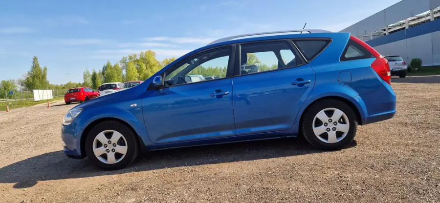 Zils Kia Ceed 2010 Daugavpils, ar dzinēja tilpumu 1.60 L un nobraukumu 291 tūkst. km par 2850 €, foto 3 vietnē AUTOMOTO.COM.LV