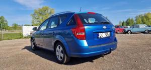 Zils Kia Ceed 2010 Daugavpils, ar dzinēja tilpumu 1.60 L un nobraukumu 291 tūkst. km par 2850 €, foto 4 vietnē AUTOMOTO.COM.LV