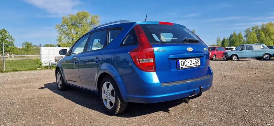 Zils Kia Ceed 2010 Daugavpils, ar dzinēja tilpumu 1.60 L un nobraukumu 291 tūkst. km par 2850 €, foto 4 vietnē AUTOMOTO.COM.LV